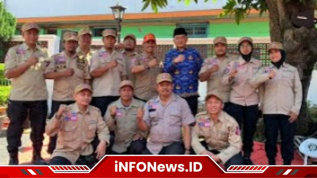Dinsos Jatim Sertakan Relawan Tagana Berziarah ke Makam dr Soetomo